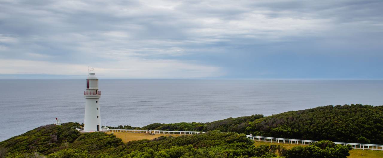 🥇 Image of nature water trees green sea ocean lighthouse - 【FREE PHOTO ...